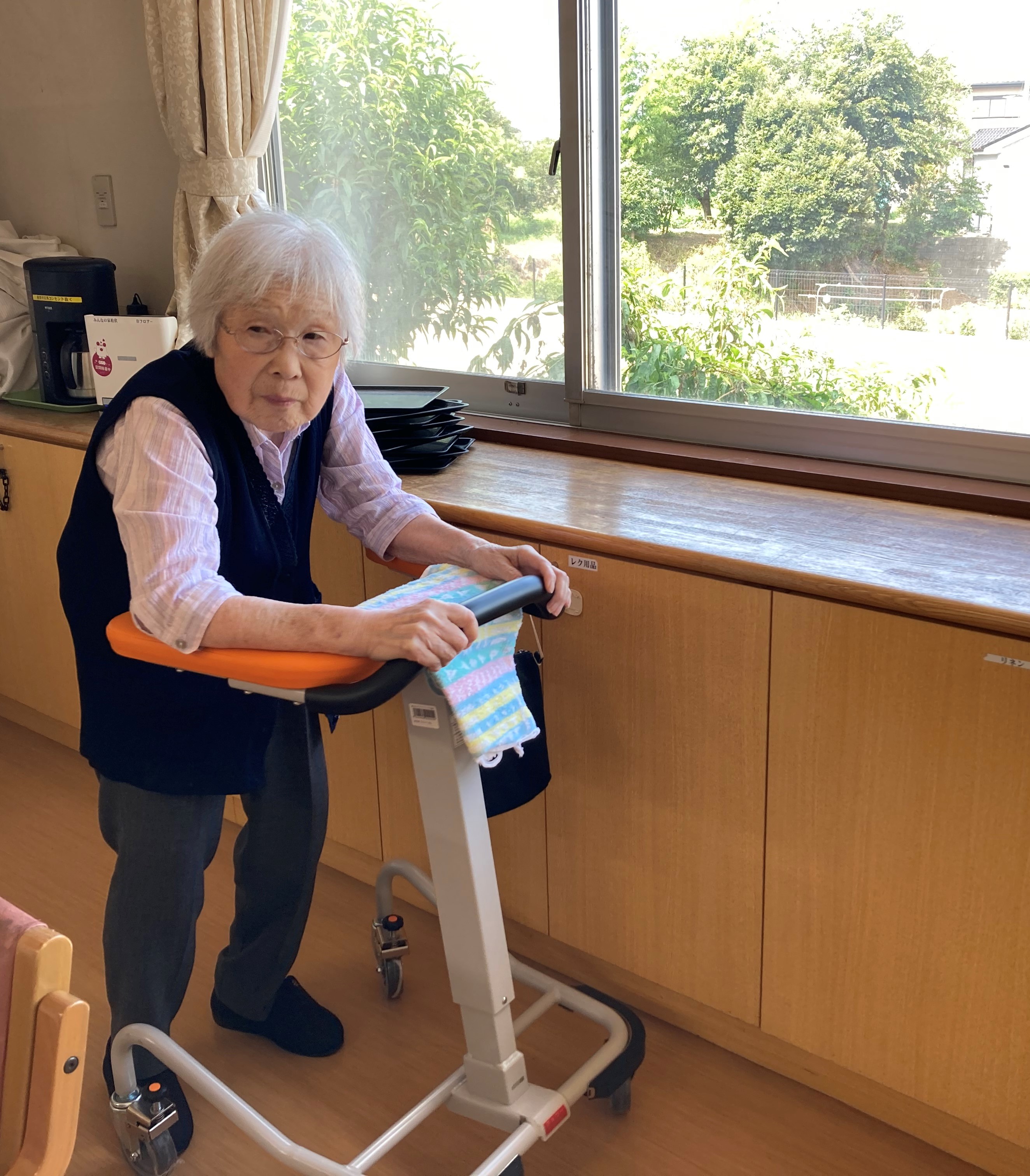 背筋ピーン(^O^)／｜スタッフブログ｜ALSOK介護株式会社