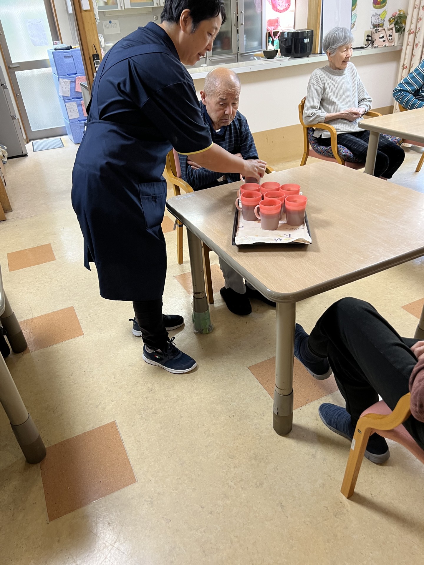 1F・コーヒータイム【グループホームみんなの家・新川崎介護ブログ】｜スタッフブログ｜ALSOK介護株式会社